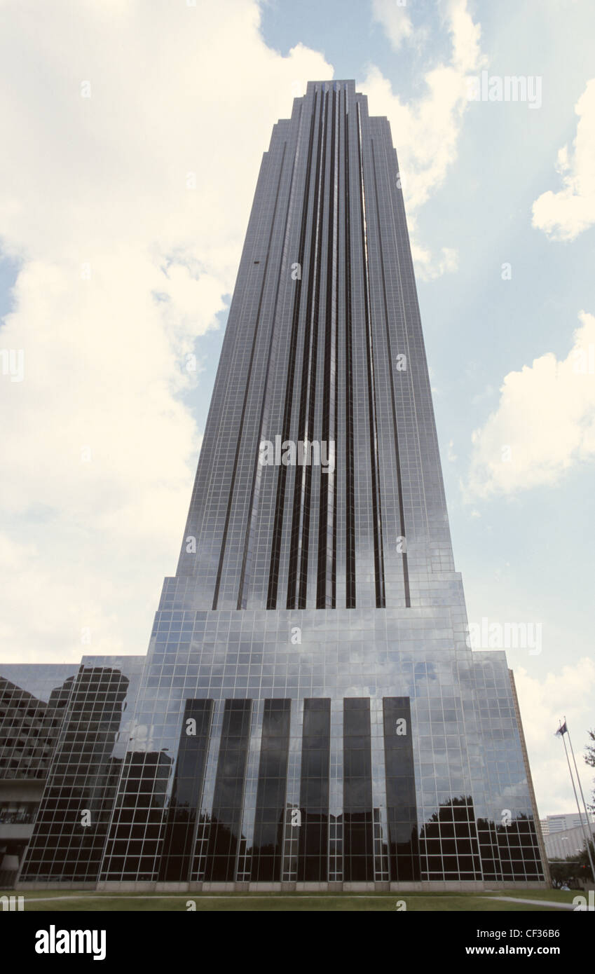 USA Houston Texas Williams Tower Stock Photo - Alamy