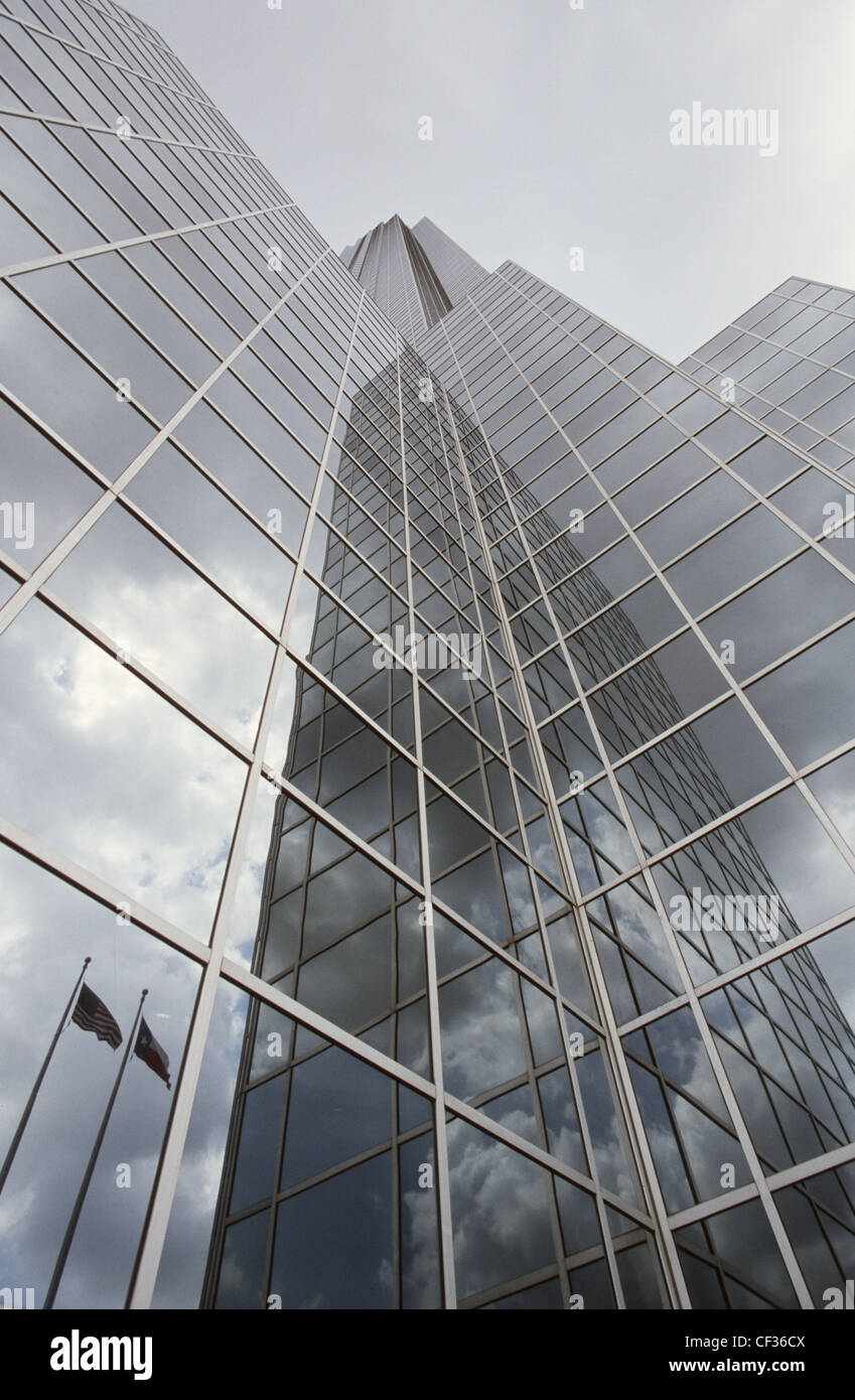 Williams tower houston hi-res stock photography and images - Alamy