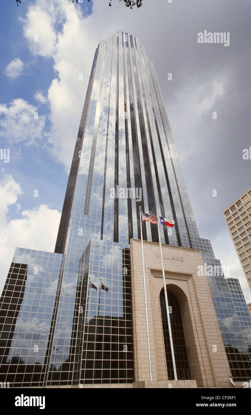 USA Houston Texas Williams Tower Stock Photo - Alamy