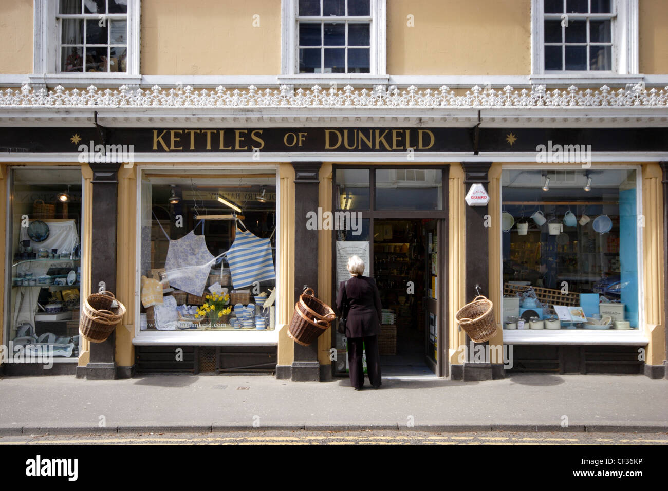 The village shop dunkeld hi-res stock photography and images - Alamy