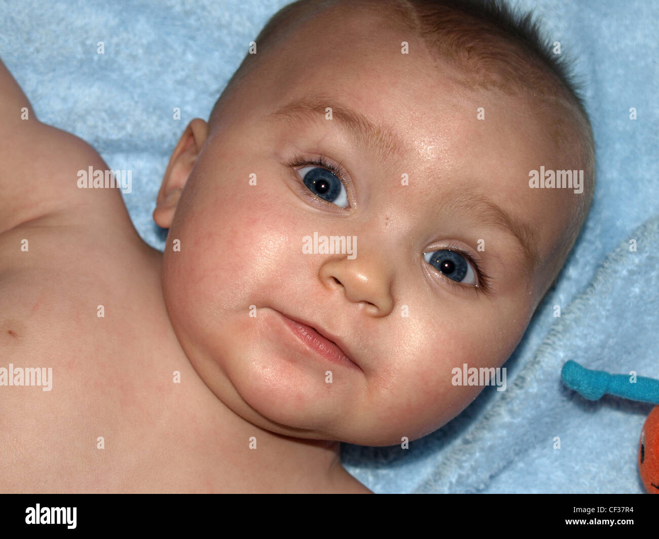Surprised baby child hi-res stock photography and images - Alamy