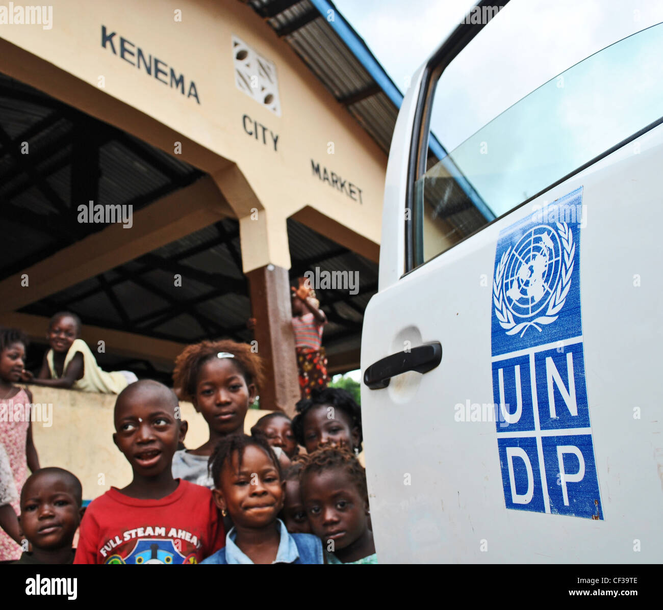 Undp logo hi-res stock photography and images - Alamy