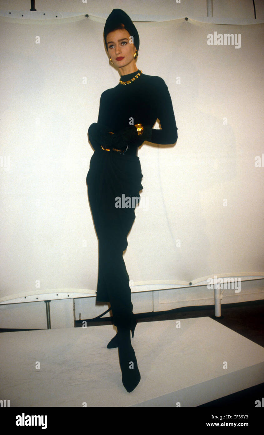 1950s fashion model hi-res stock photography and images - Alamy