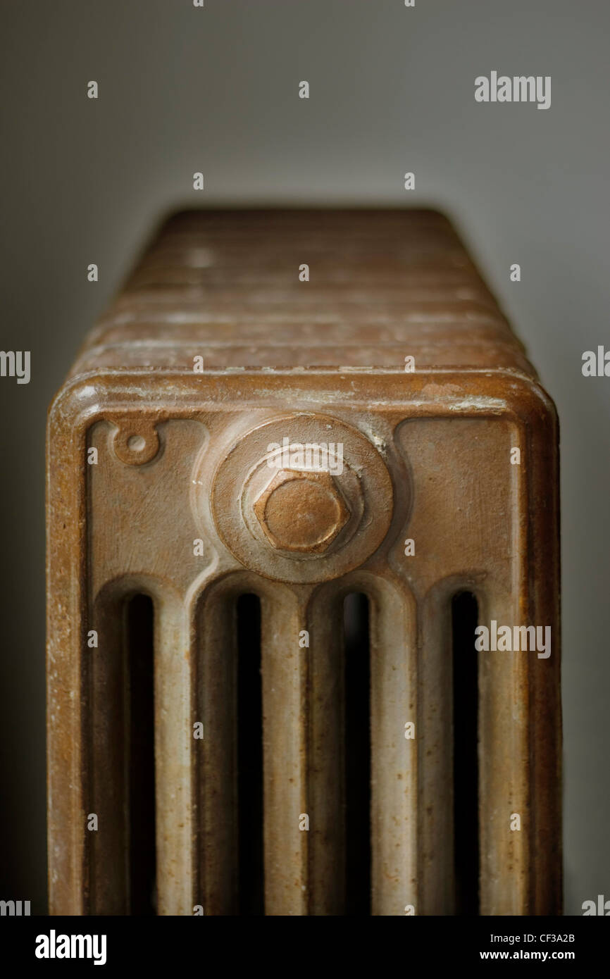 Old fashioned wall hi-res stock photography and images - Alamy