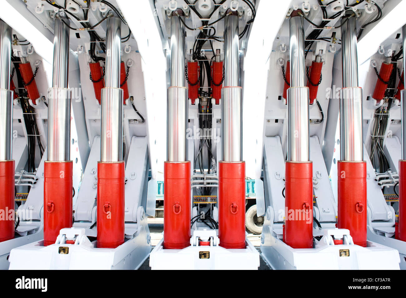 Hydraulic support hi-res stock photography and images - Alamy