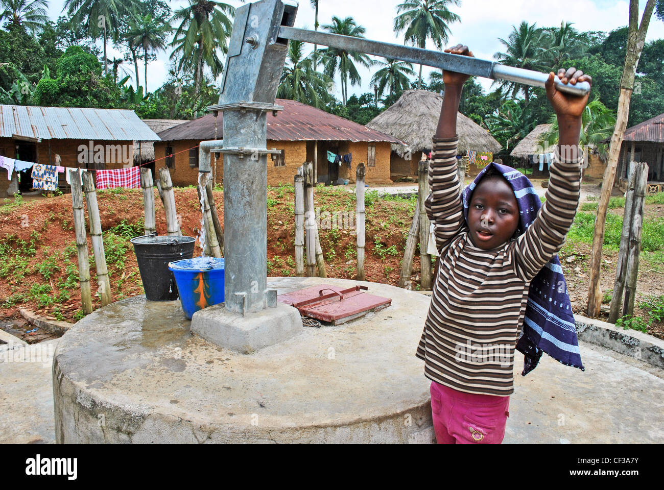 Hand pump water well hi-res stock photography and images - Alamy