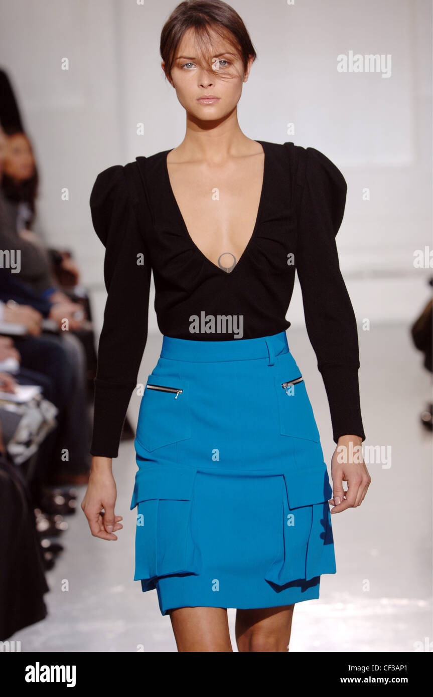 Paco Rabanne Ready to Wear Paris A W Brunette female model her hair ...