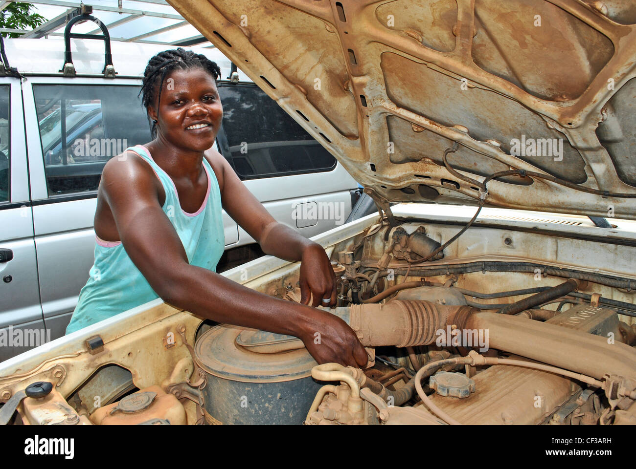 A female mechanic in Bo, Sierra Leone Stock Photo - Alamy