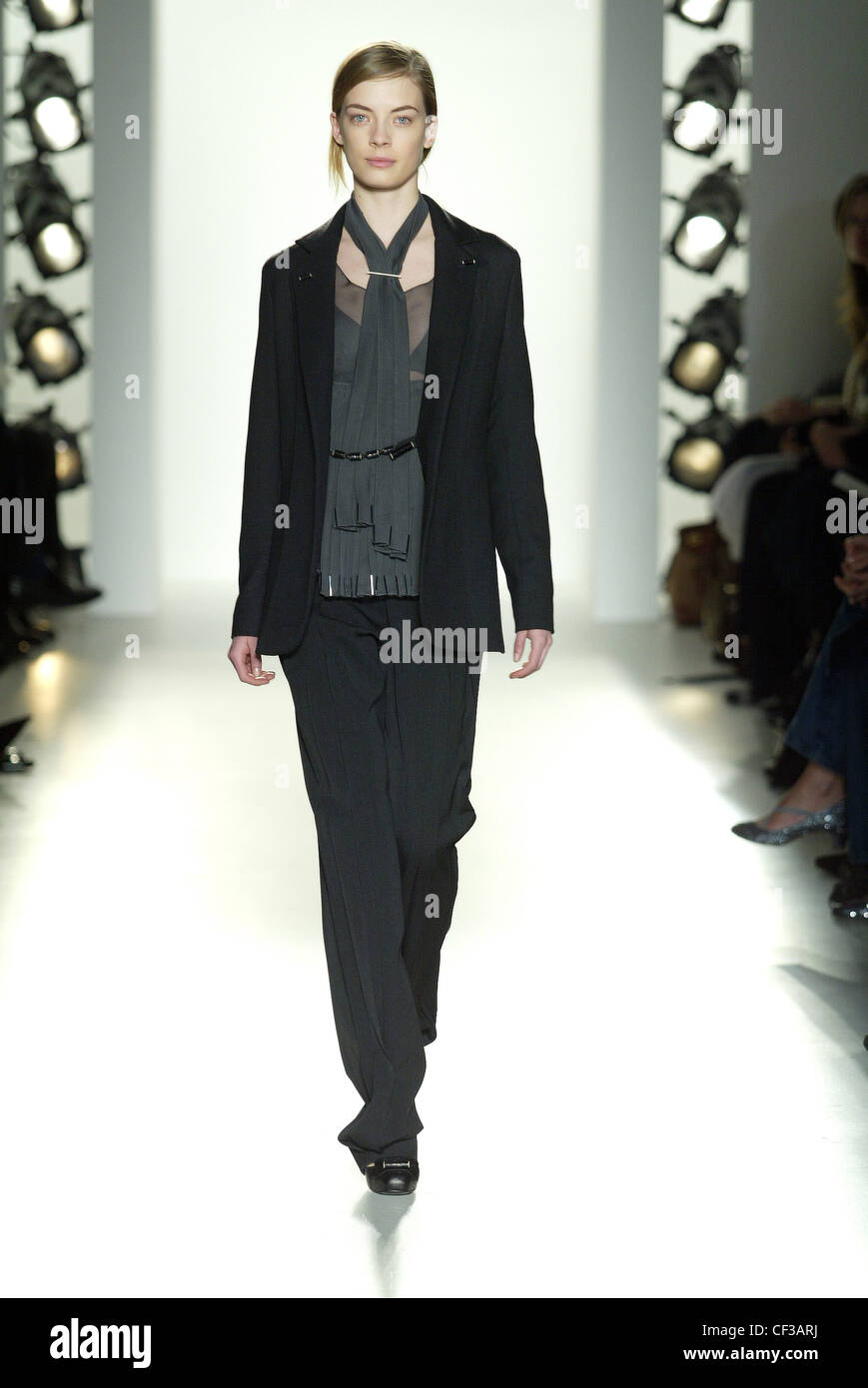 Calvin Klein New York Ready to Wear Autumn Winter Blonde female model ...