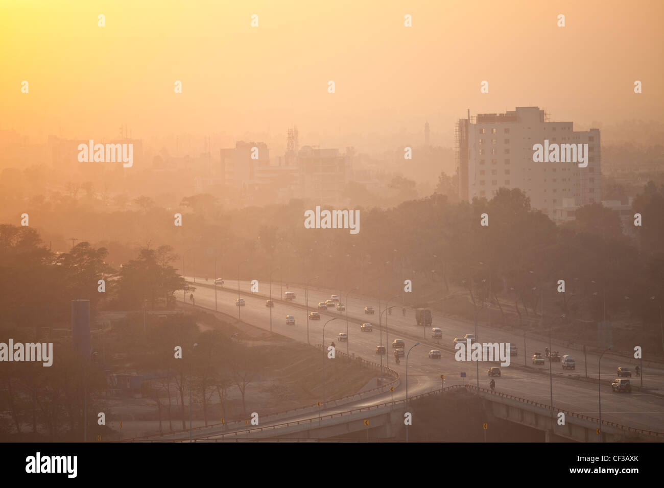 Pakistan city street hi-res stock photography and images - Alamy