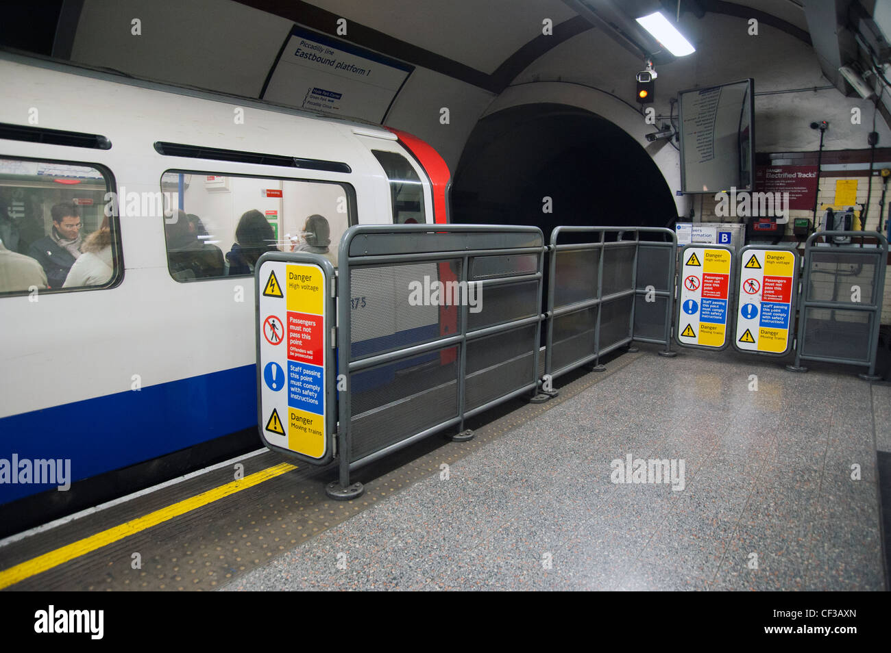Transit tube hi-res stock photography and images - Alamy