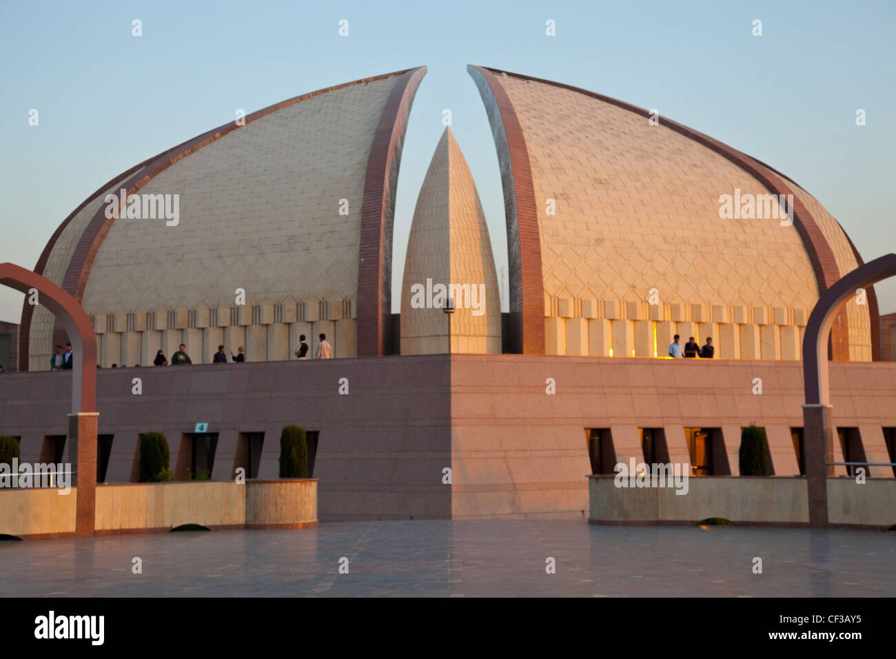 Pakistan Monument representing 4 provinces and 3 territories, in ...