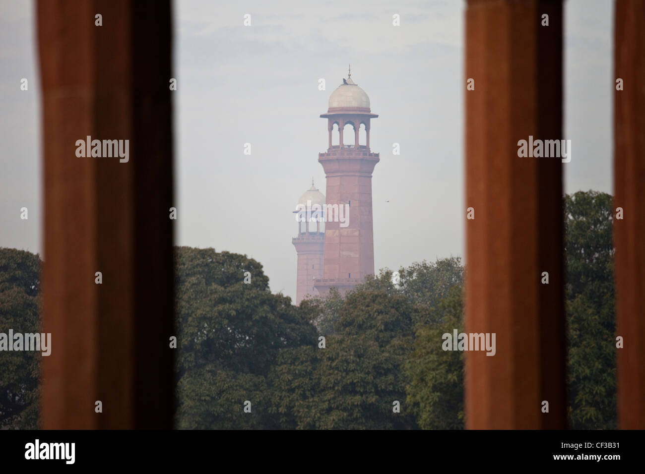Minaret badshahi mosque lahore pakistan hi-res stock photography and ...