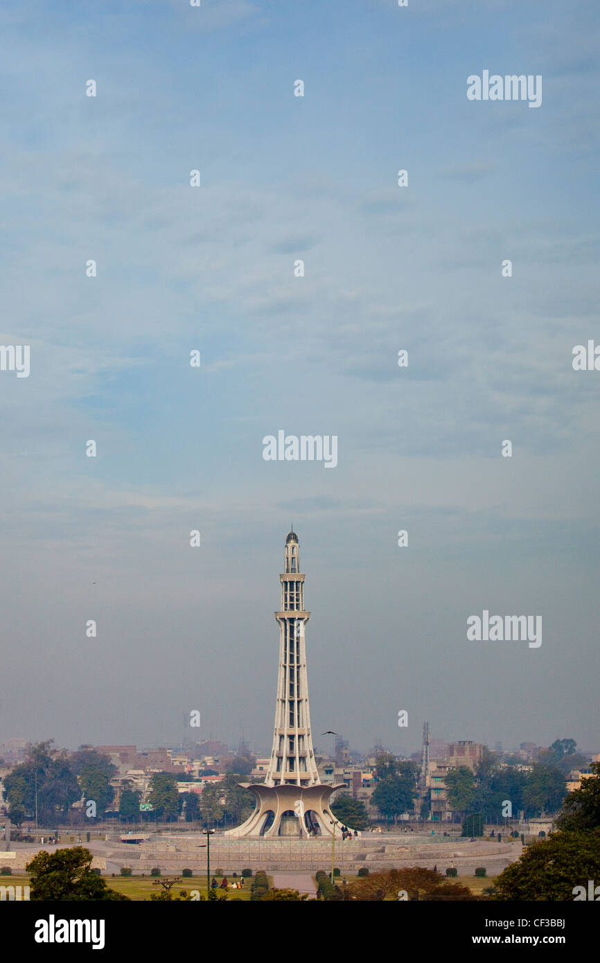 Minar e pakistan hi-res stock photography and images - Alamy