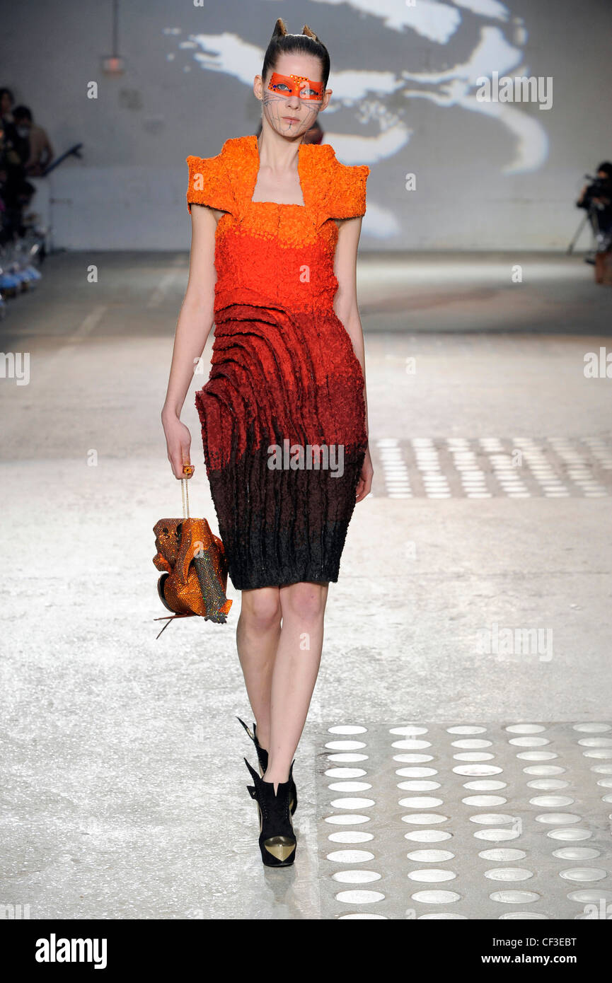 Manish Arora Paris Ready to Wear Autumn Winter Female painted face mask ...