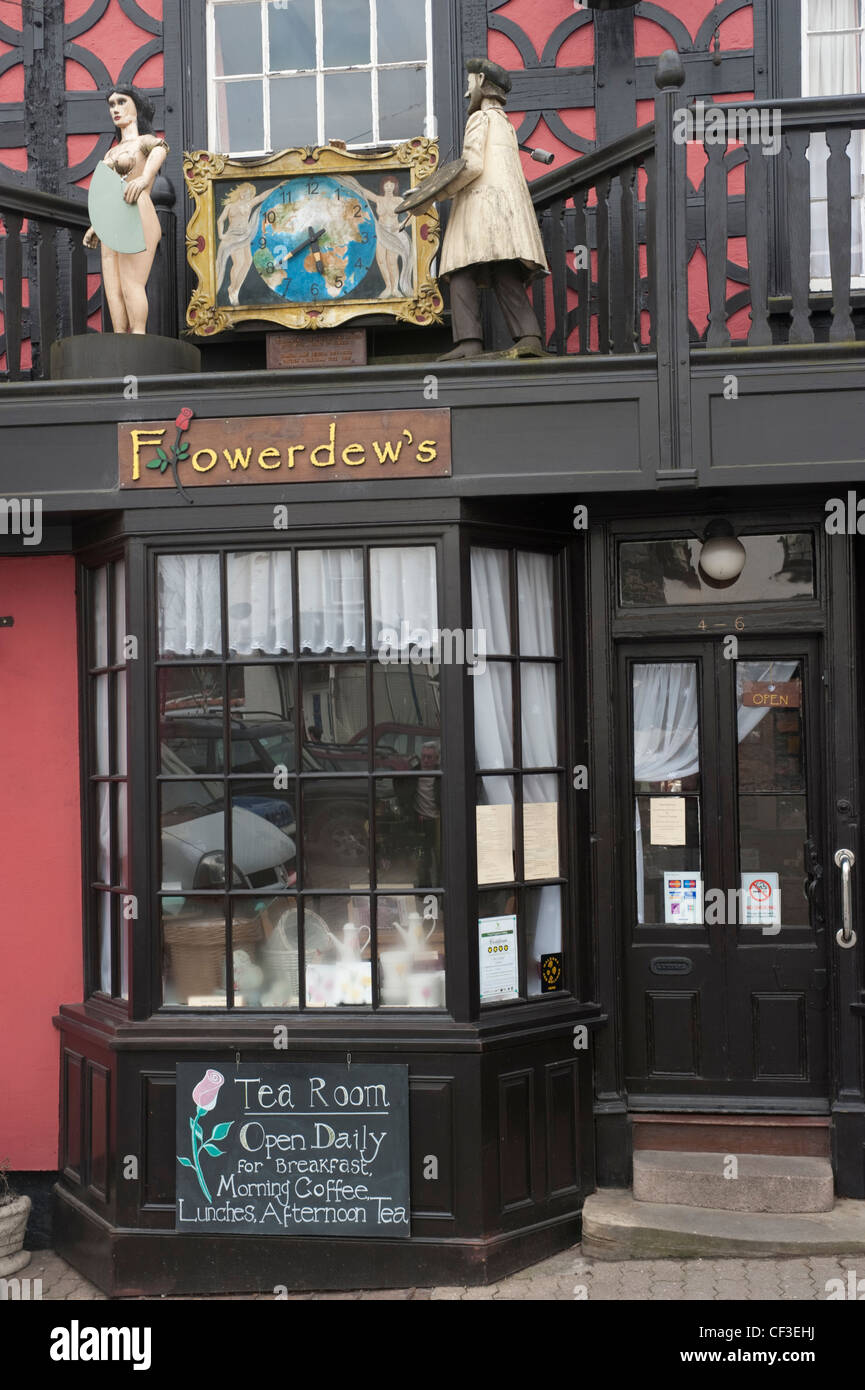 Tea shop in Bromyard's Market Square Stock Photo - Alamy