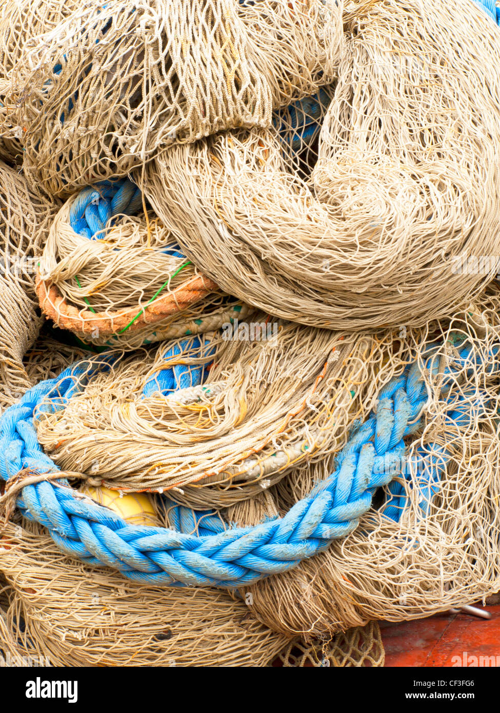Fishing net knots hi-res stock photography and images - Alamy