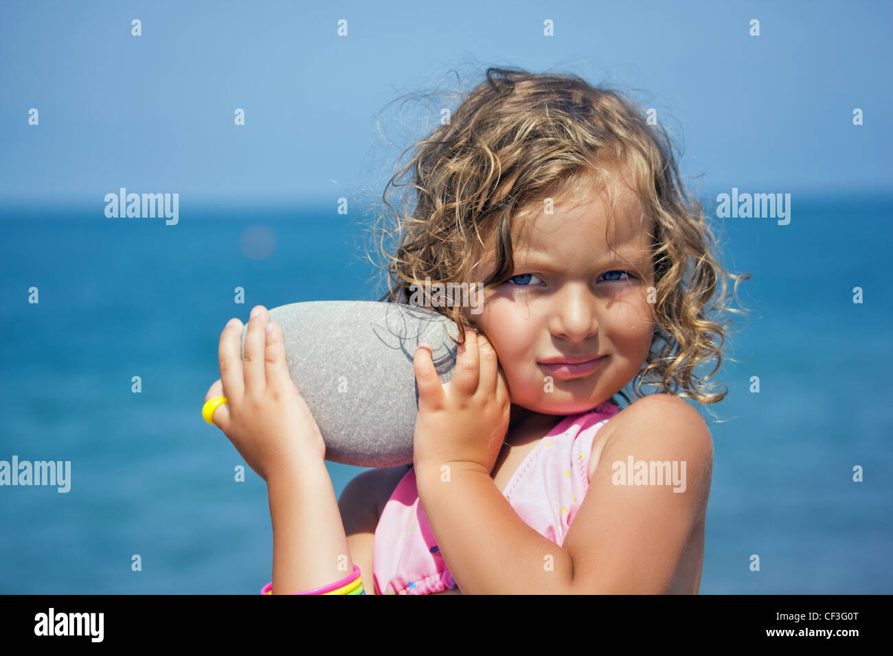 Pebble girl hi-res stock photography and images - Alamy