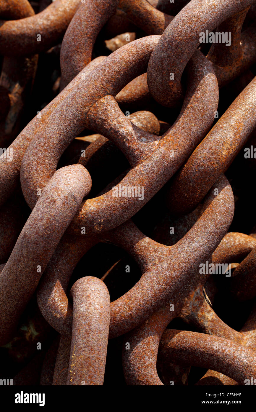 Chain big iron hi-res stock photography and images - Alamy