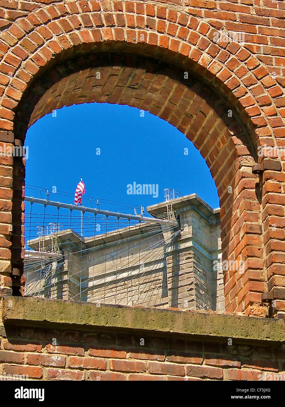 Brick arch view manhattan bridge hi-res stock photography and images ...