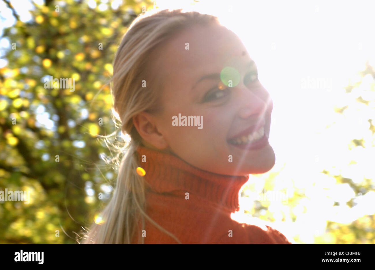 Semi profile laughing hi-res stock photography and images - Alamy