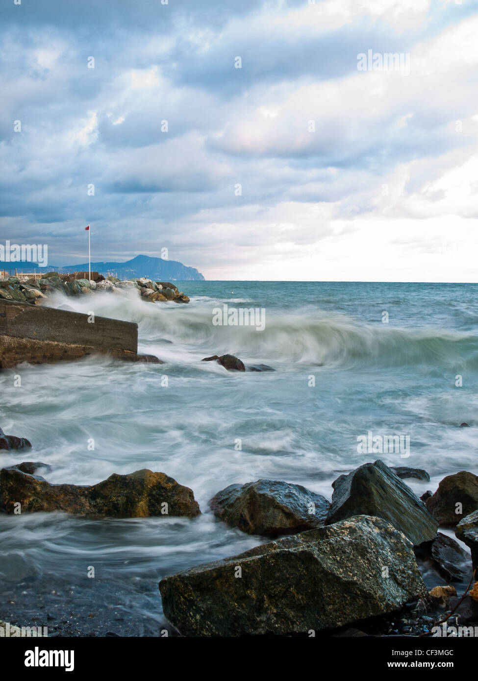 Strong storms hi-res stock photography and images - Alamy