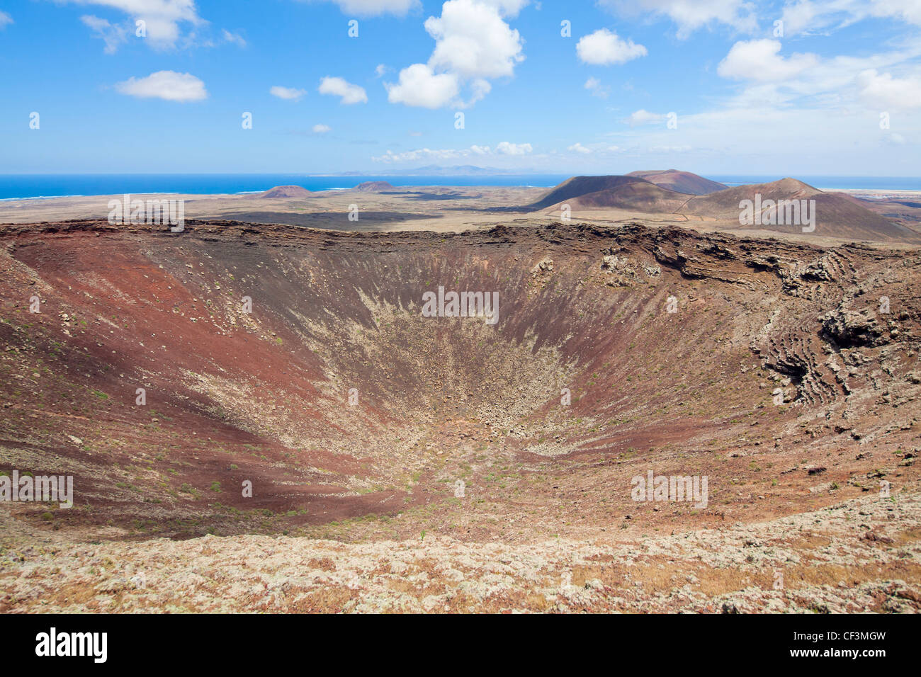 View into the crater of the vulcano Calderon Hondo, Fuerteventura ...