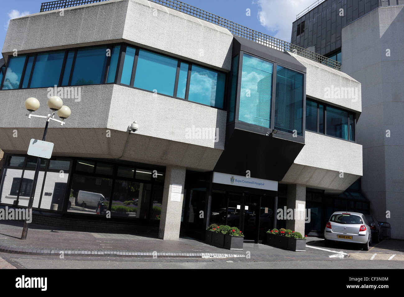 The main entrance to BUPA Cromwell Hospital in Kensington Stock Photo ...