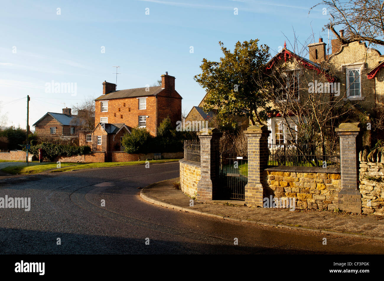 Newnham village hi-res stock photography and images - Alamy