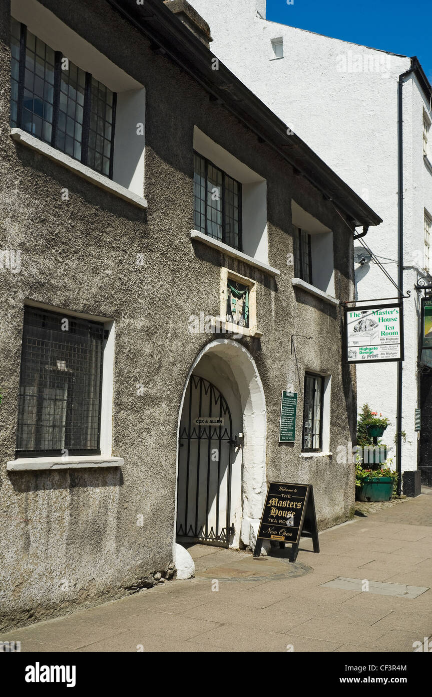The Gatehouse to the former Sandes Hospital in Highgate. Sandes ...