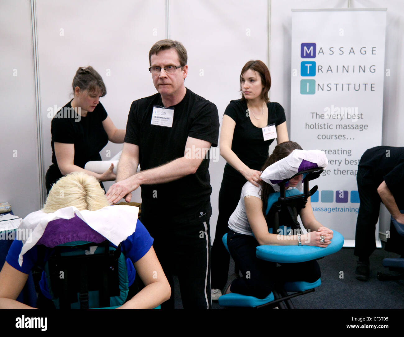 Massage uk hi-res stock photography and images - Alamy