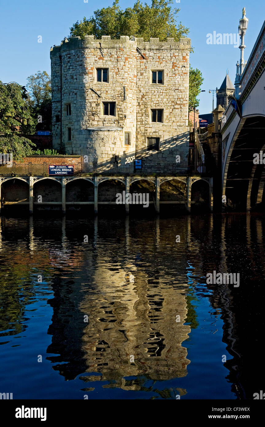 Lendal Tower by Lendal Bridge over the River Ouse Stock Photo - Alamy