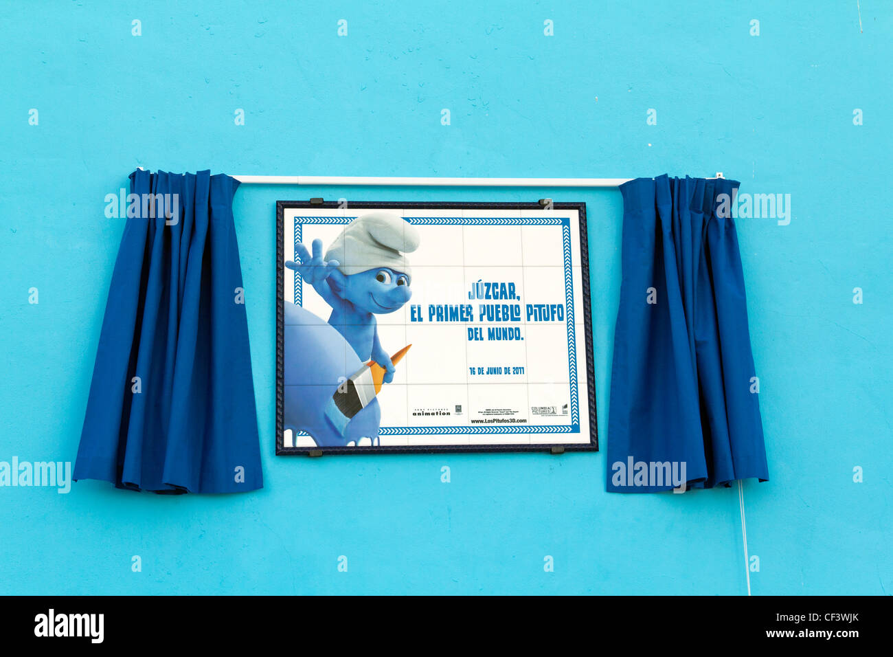 Smurf sign hi-res stock photography and images - Alamy