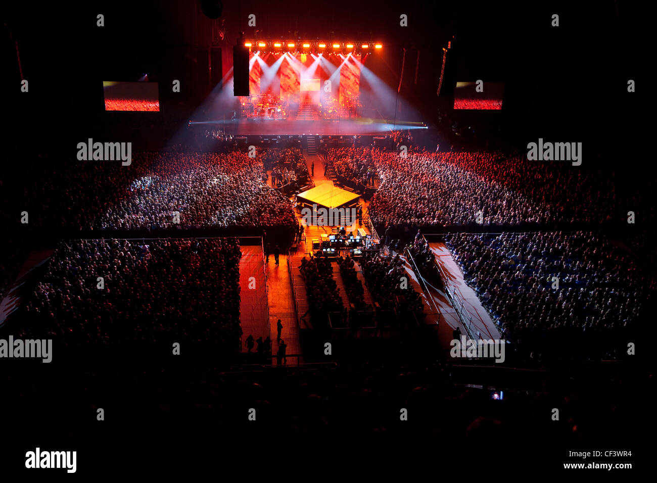 musical performance concert red one light light show group band singer ...