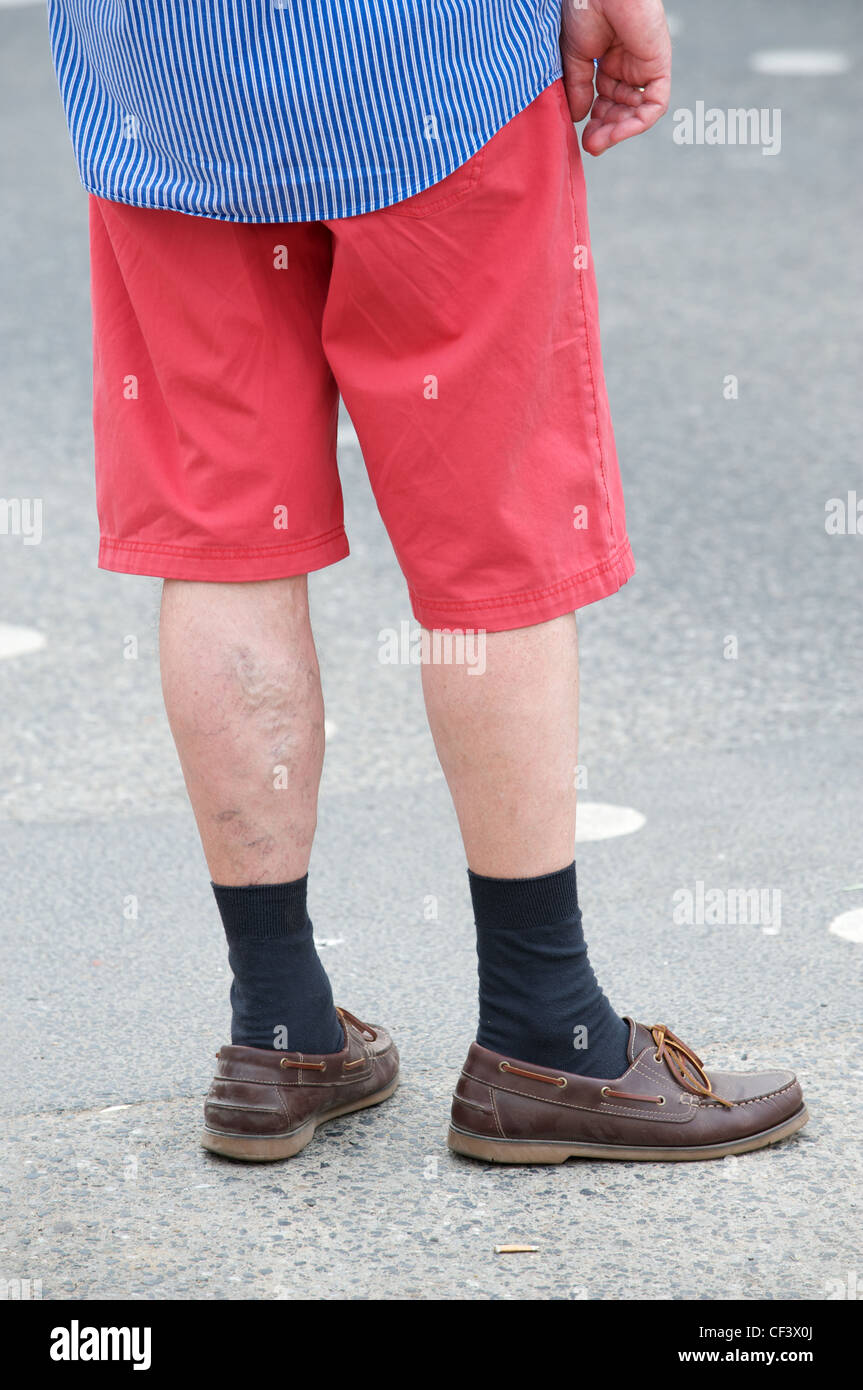 Mens legs hi-res stock photography and images - Alamy