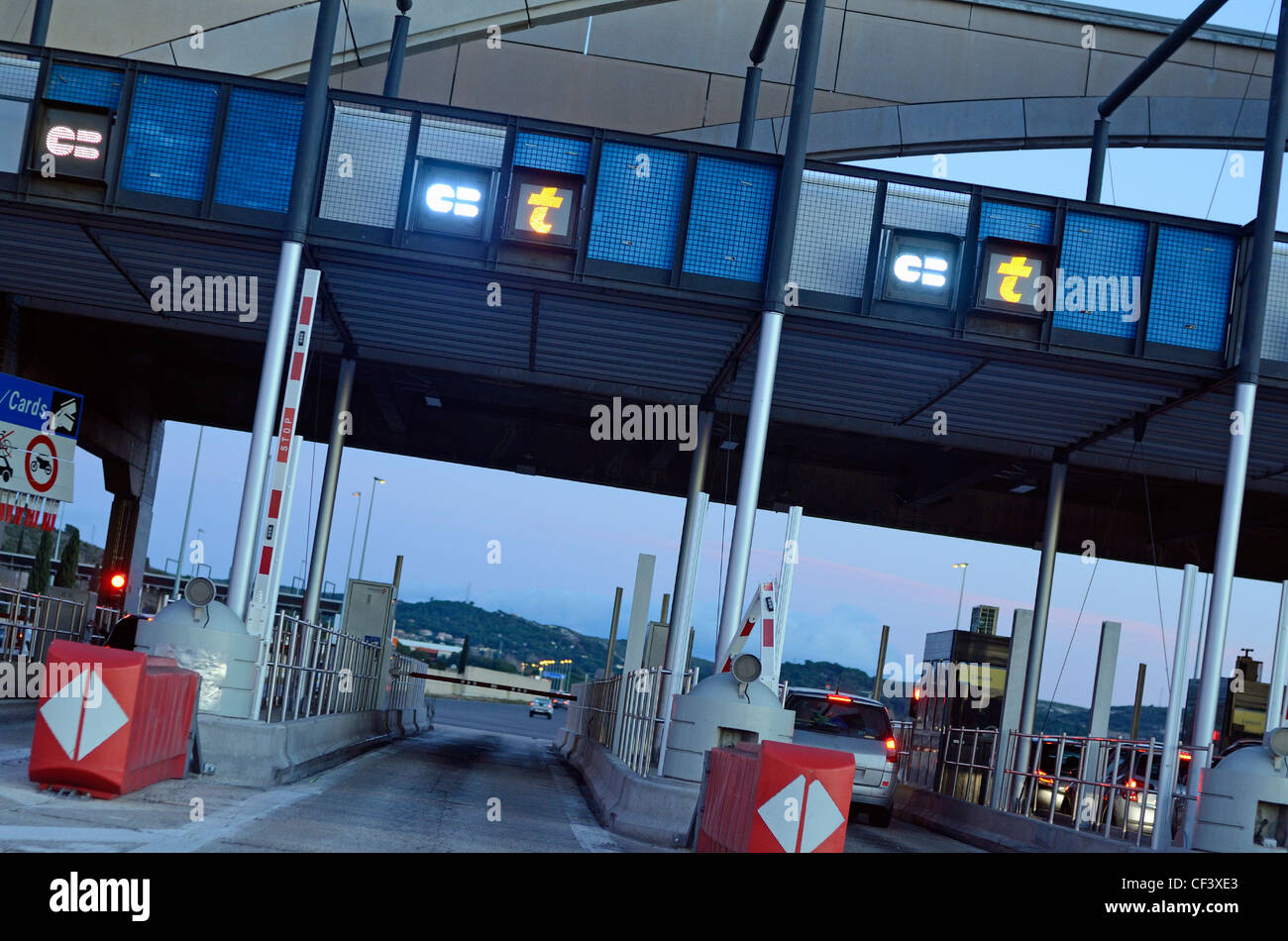 Toll booths hi-res stock photography and images - Alamy