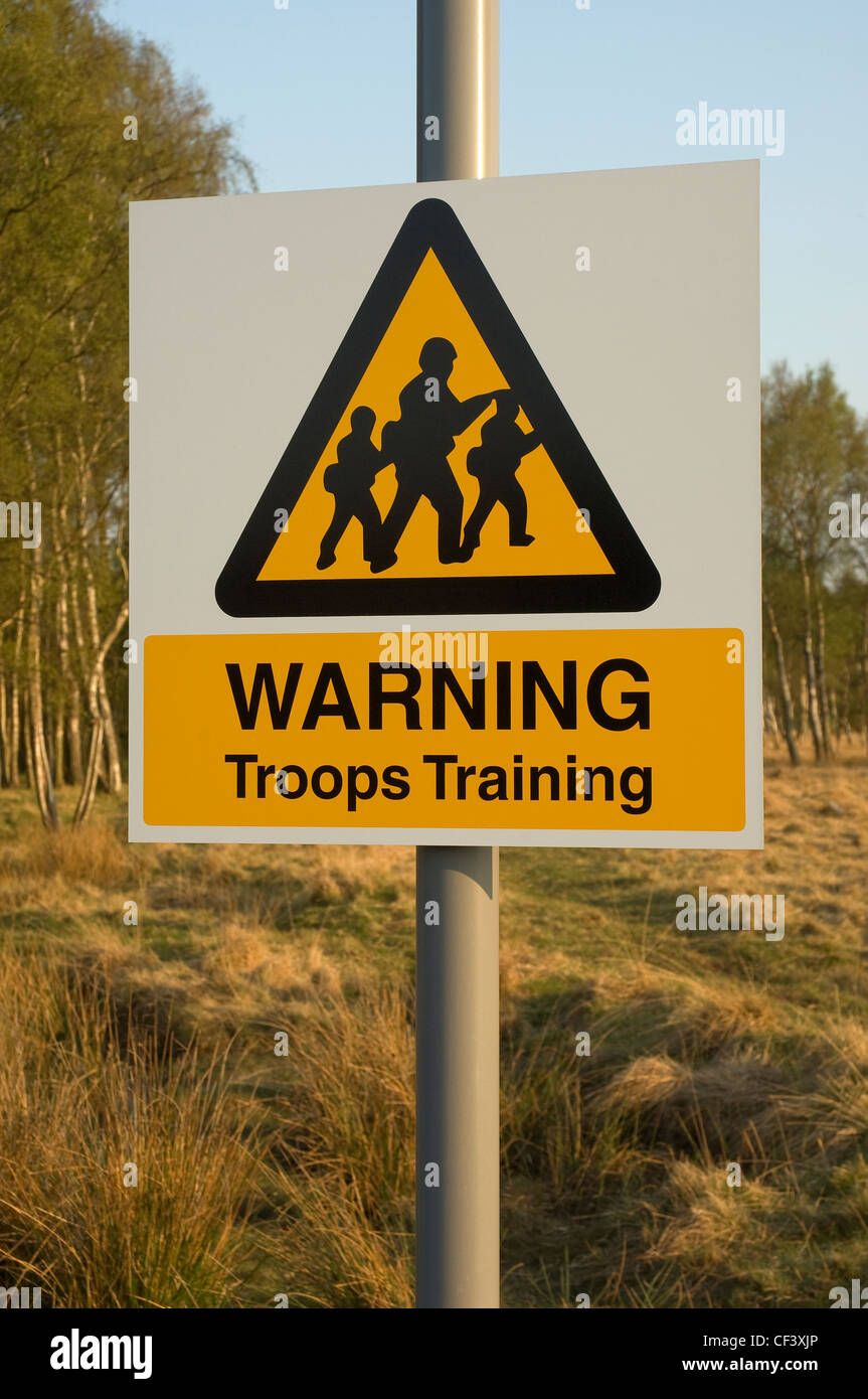 Troops Training warning sign on the common in York Stock Photo - Alamy