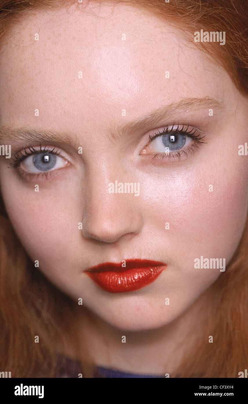 Ghost Backstage London Ready to Wear Autumn Winter British model Lily ...