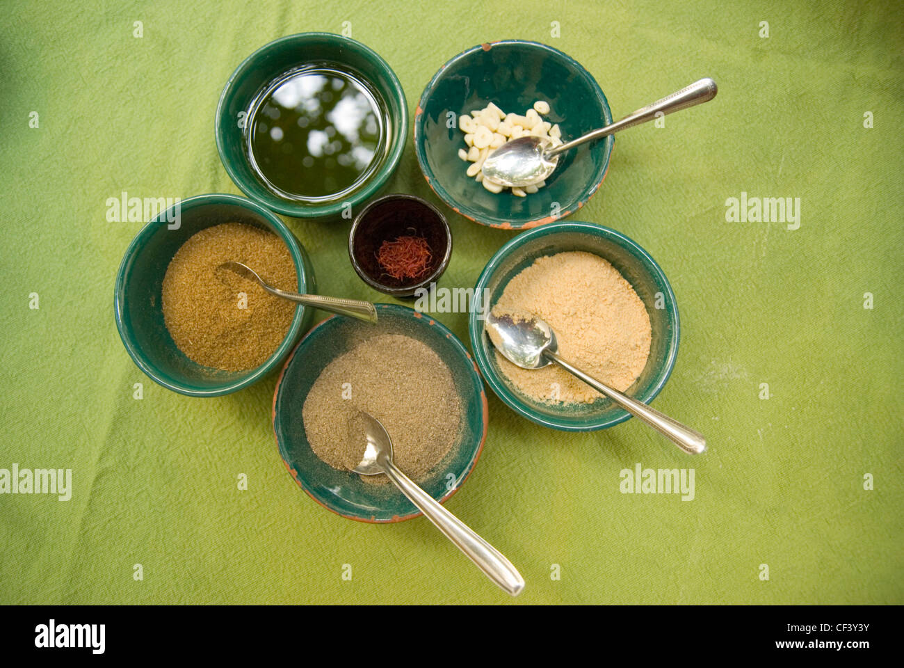 Traditional moroccan bowls hi-res stock photography and images - Alamy