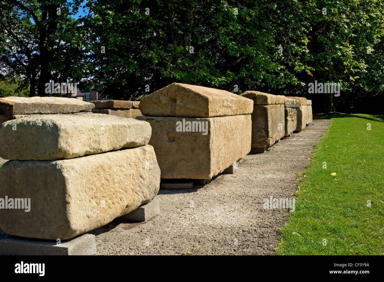 Roman stone coffins hi-res stock photography and images - Alamy