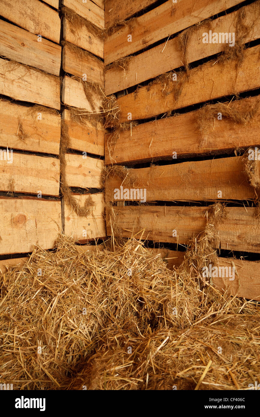 Old barn interior hay hi-res stock photography and images - Alamy