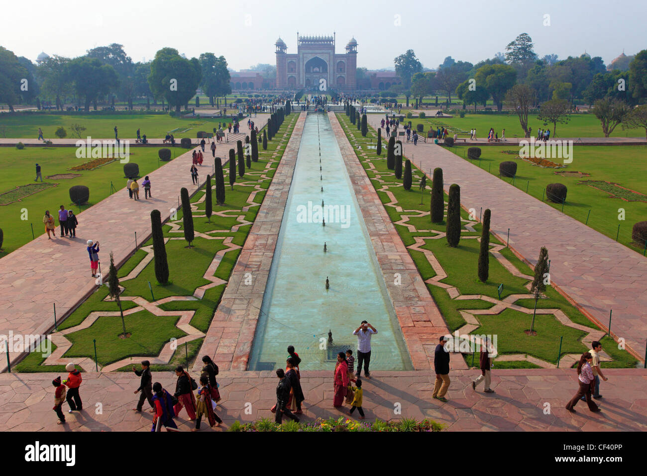 India, Uttar Pradesh, Agra, Taj Mahal, South Gate, mughal gardens Stock ...