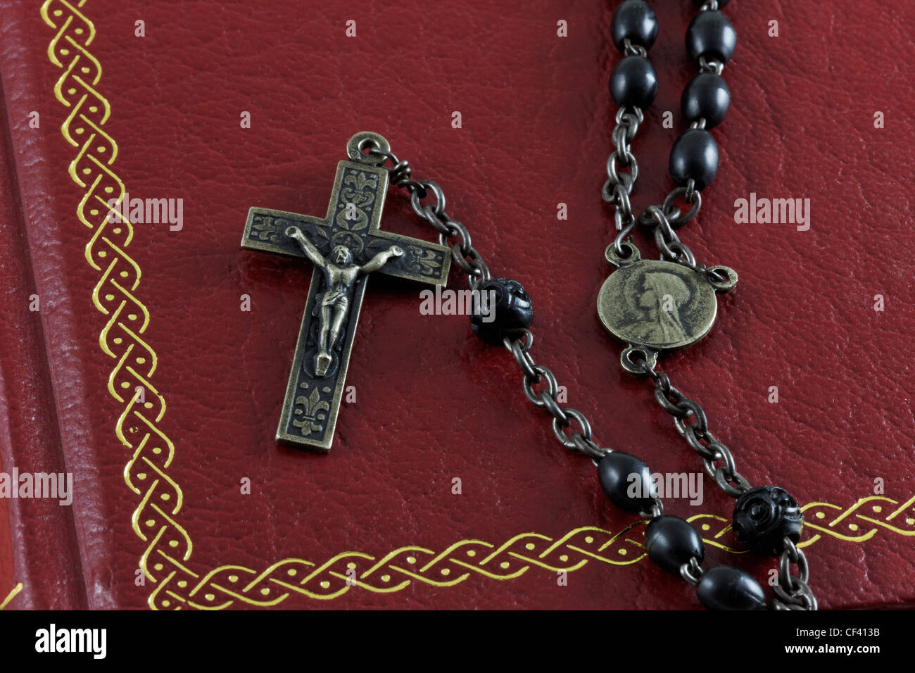 Close up of an antique rosary on an old bible Stock Photo - Alamy