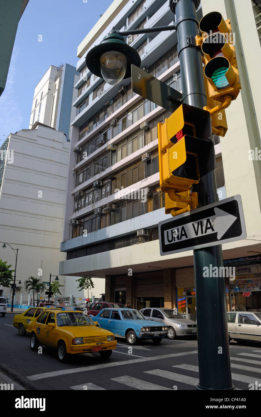 Ecuador Taxi High Resolution Stock Photography and Images - Alamy