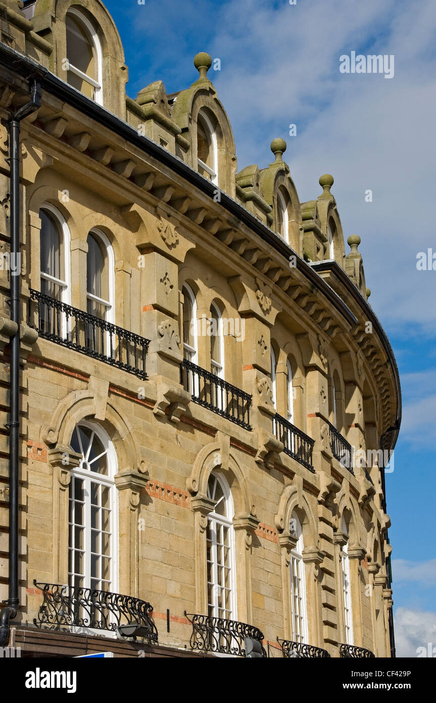 Architecture buildings harrogate victorian hi-res stock photography and ...