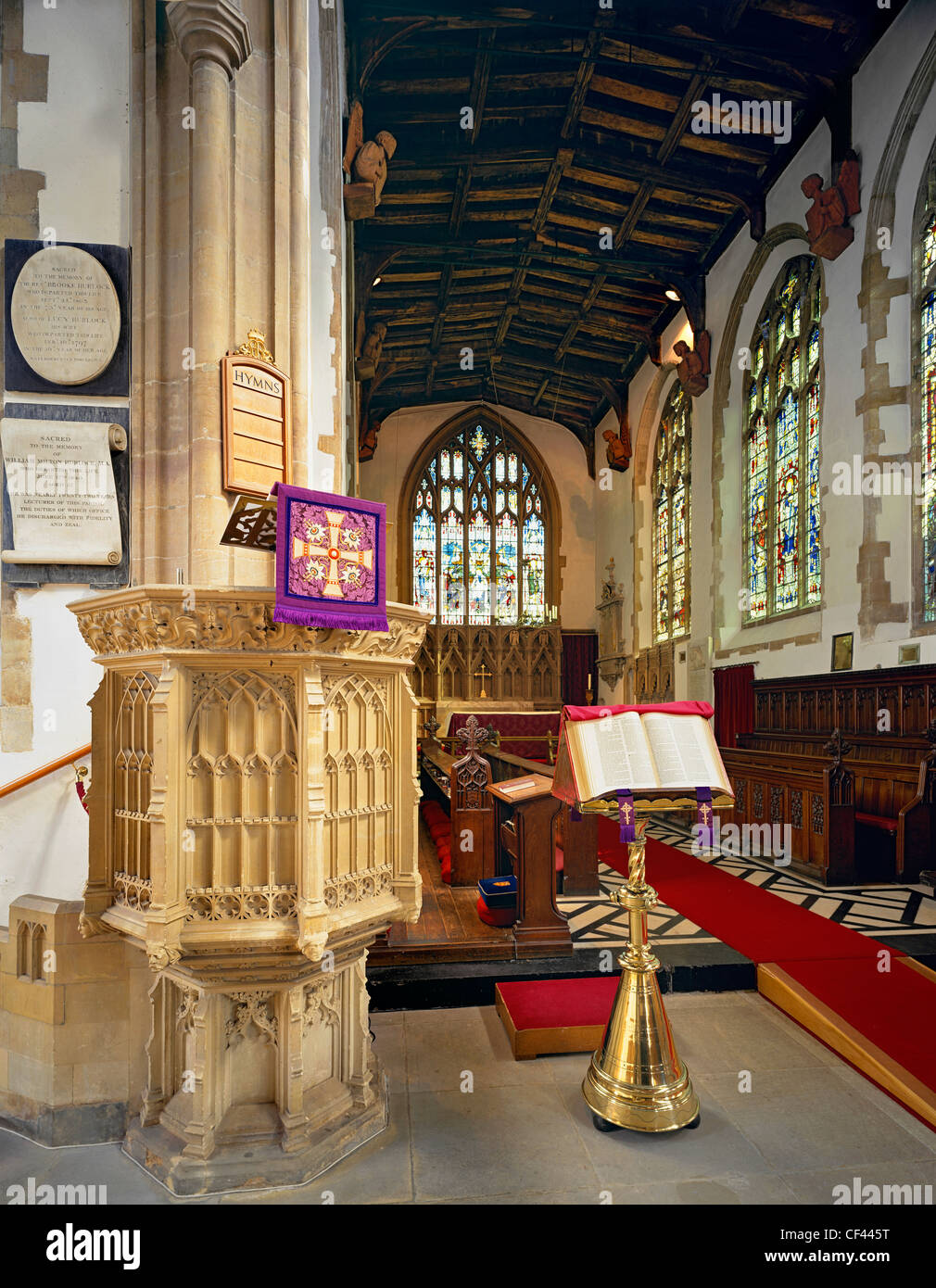 Dedham Church, chancel and pulpit Stock Photo - Alamy
