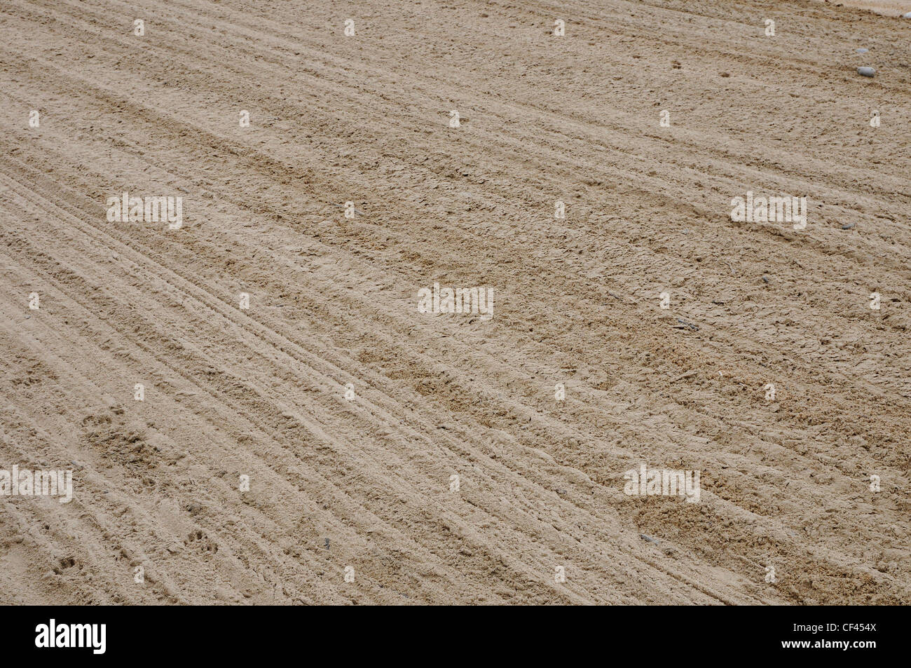 Sand texture with diagonal and parallel traces Stock Photo - Alamy