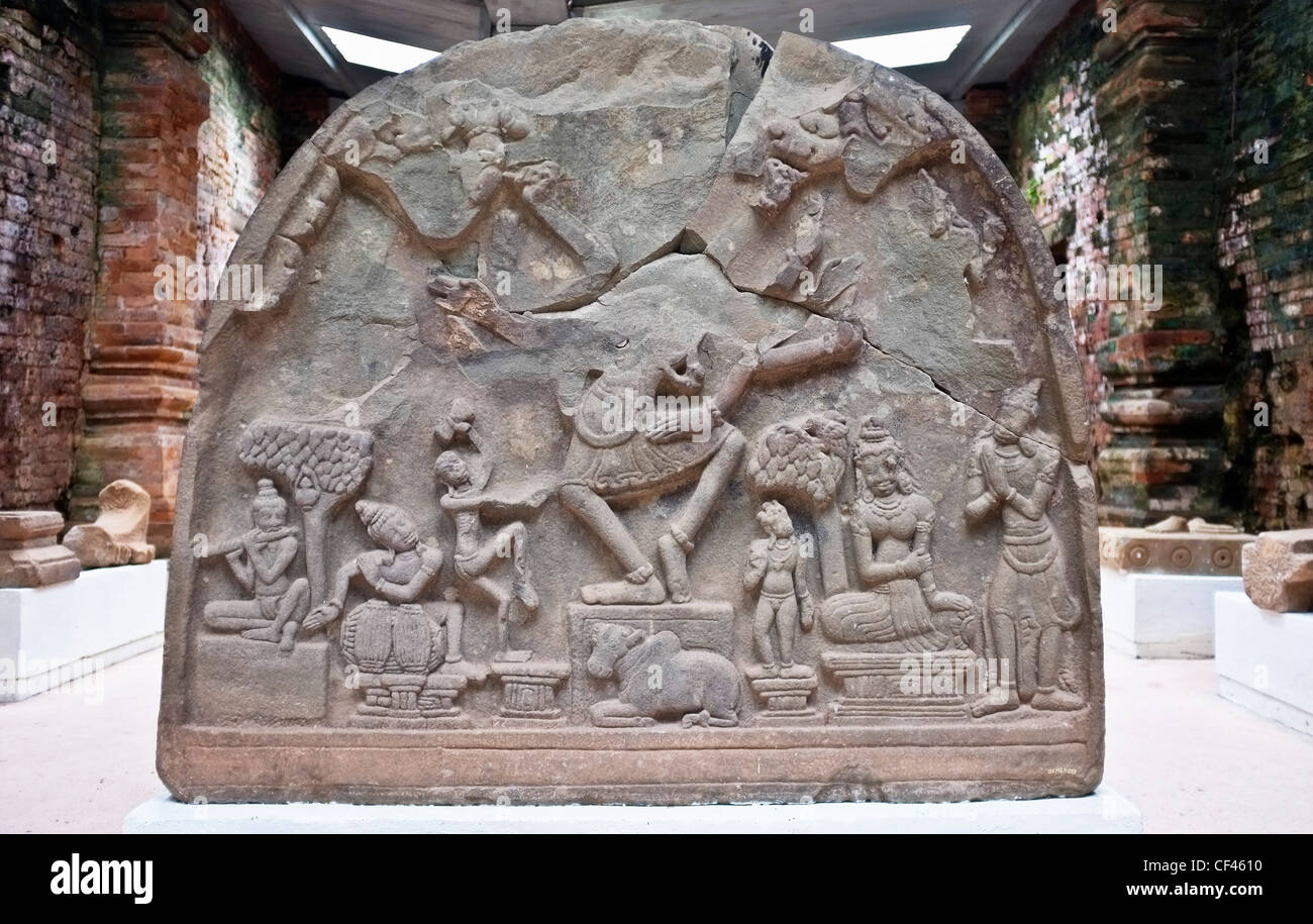 Hindu sculpture, Cham civilization, My Son museum, Vietnam Stock Photo ...