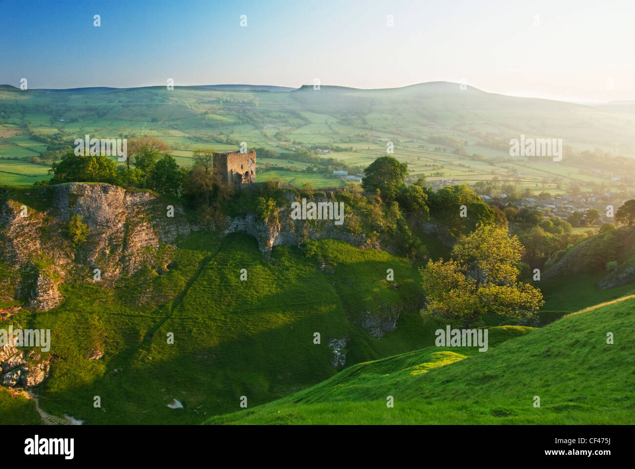Peveril castle hi-res stock photography and images - Alamy