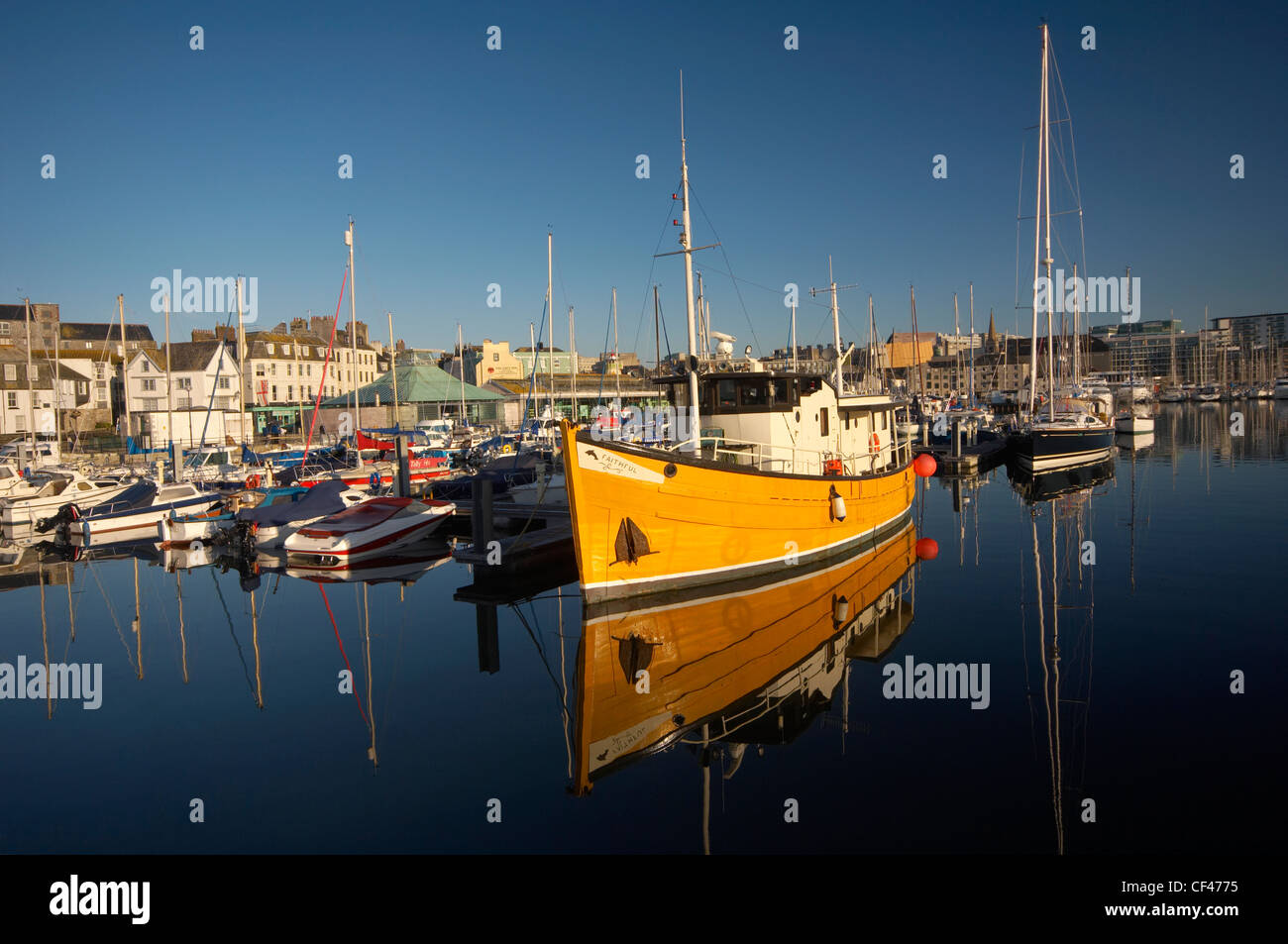 Boats In Harbo High Resolution Stock Photography and Images - Alamy